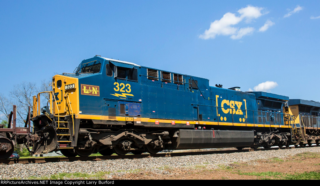 CSX 323 L&N